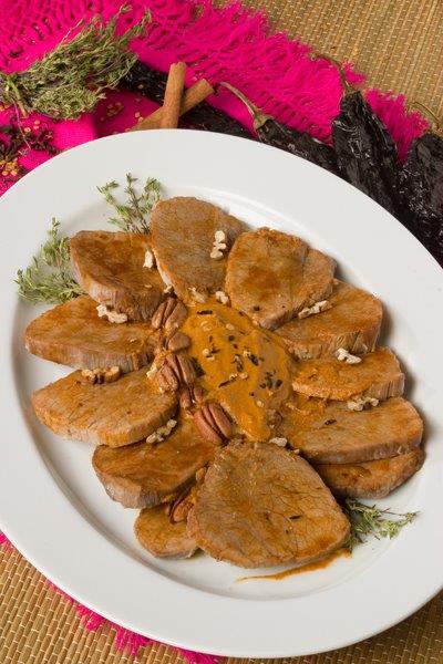 Cuete en Nogada Norteña - Canadian Beef